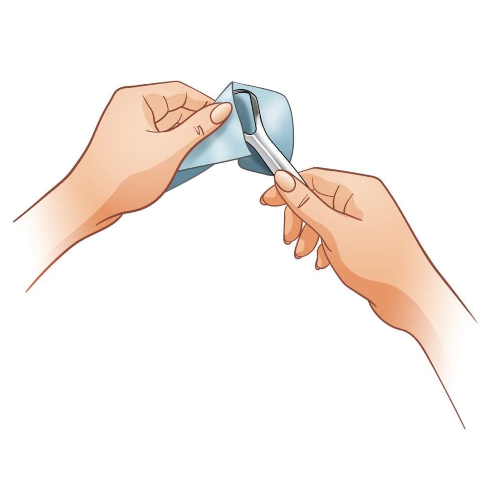 How to use a tongue scraper in 7 steps (with tips)